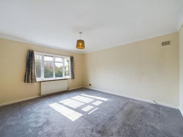 3 bedroom detached house to rent