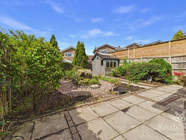 3 bedroom detached house to rent