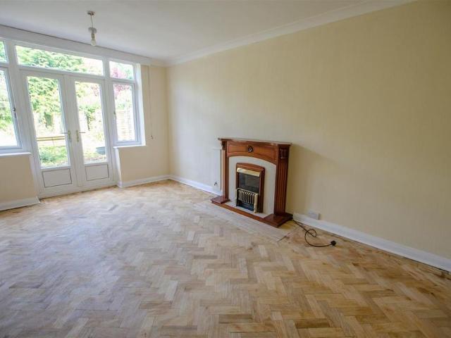 3 bedroom detached house to rent