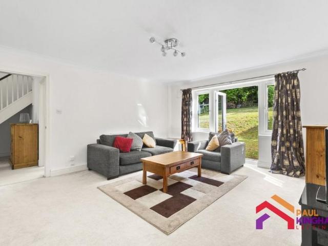 3 bedroom detached house to rent