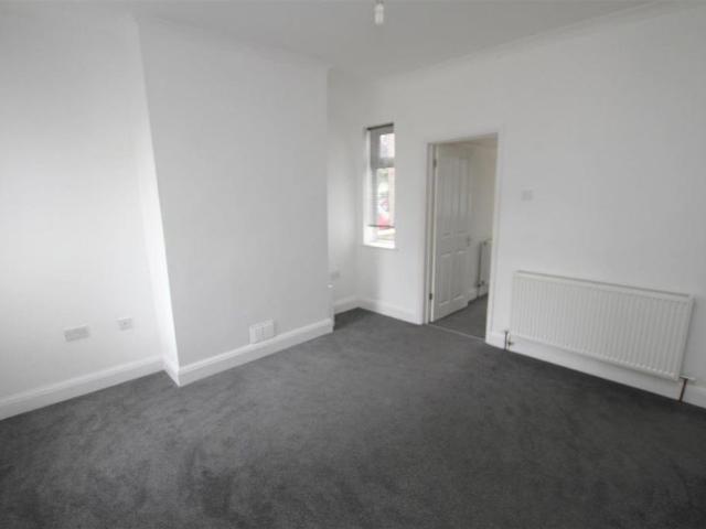 3 bedroom detached house to rent