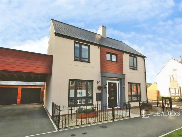 3 bedroom detached house to rent