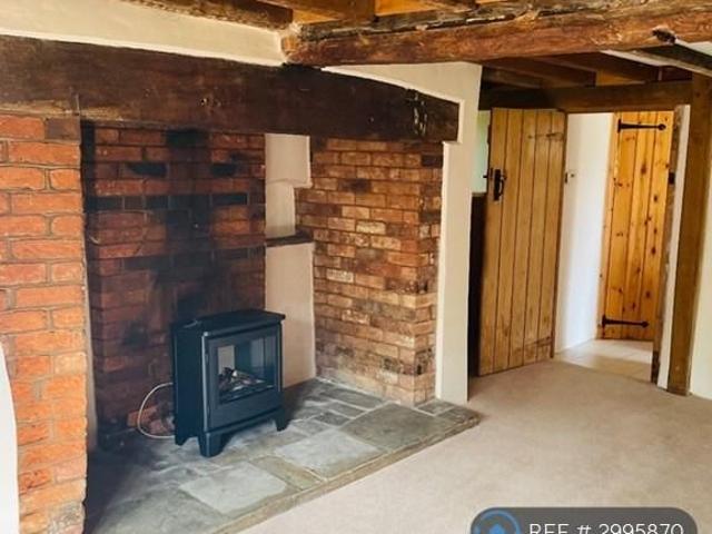 3 bedroom detached house to rent