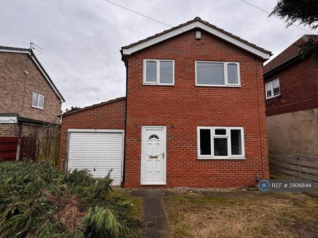 3 bedroom detached house to rent