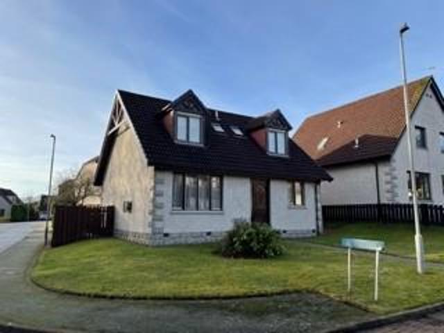3 bedroom detached house to rent
