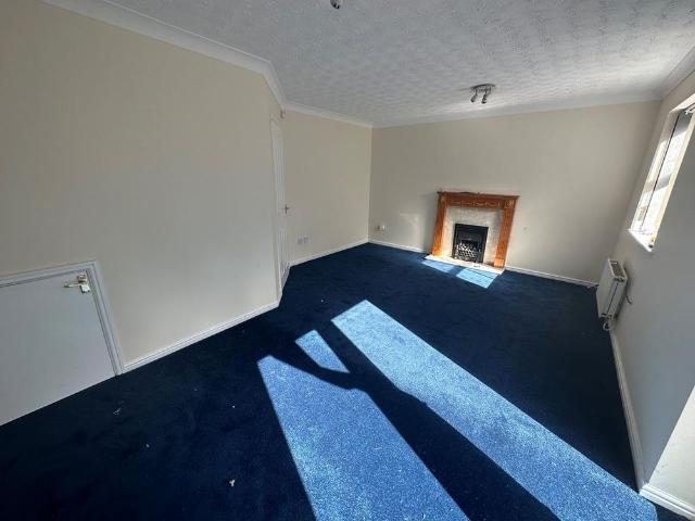 3 bedroom detached house to rent