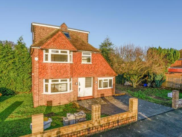3 bedroom detached house to rent
