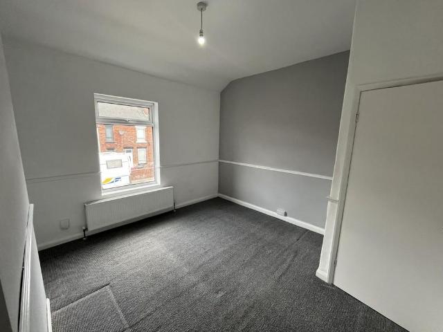 3 bedroom detached house to rent