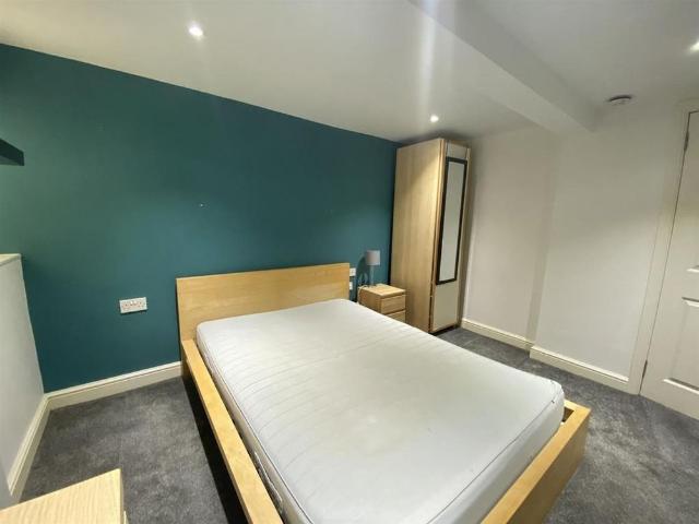 3 bedroom detached house to rent