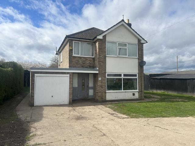 3 bedroom detached house to rent