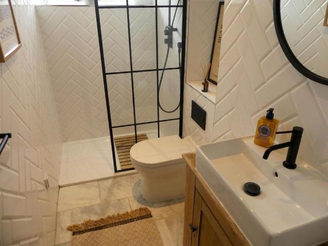 3 bedroom detached house to rent