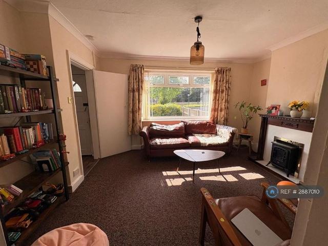 3 bedroom detached house to rent