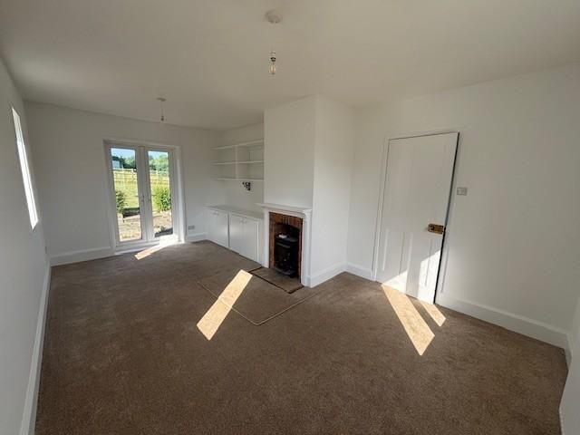 3 bedroom detached house to rent