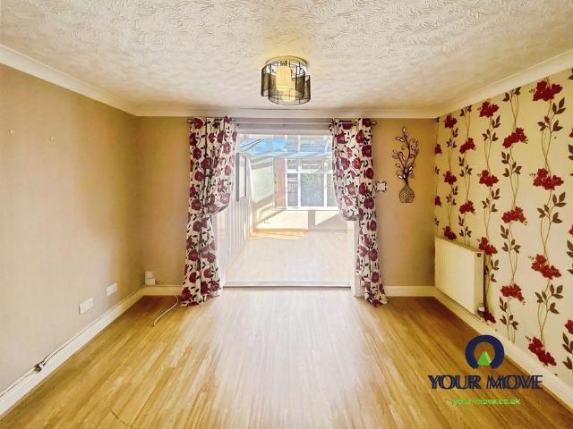 3 bedroom detached house to rent