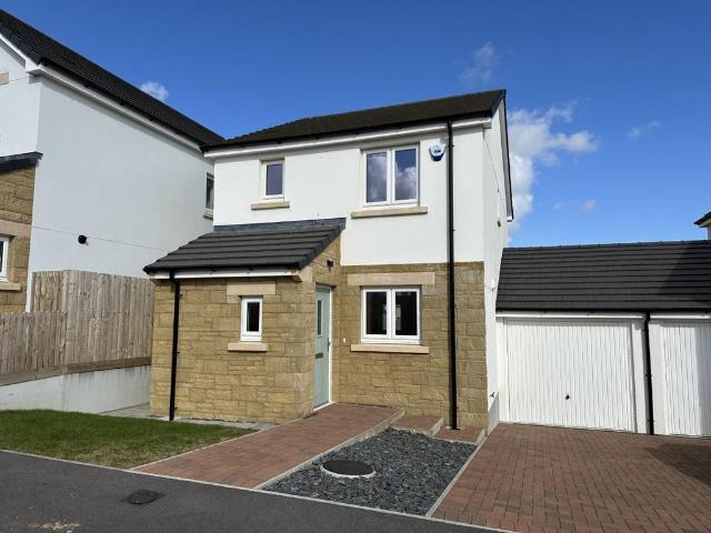 3 bedroom detached house to rent