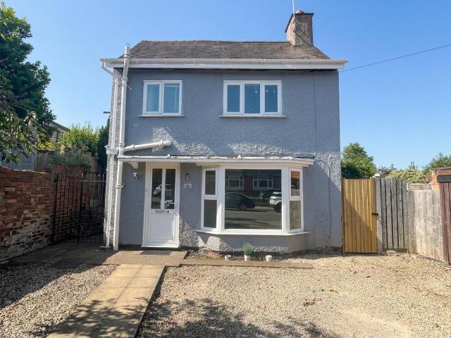 3 bedroom detached house to rent