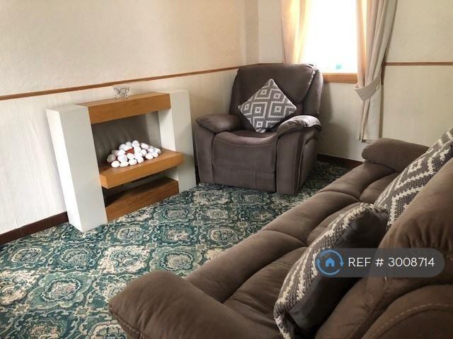 3 bedroom detached house to rent