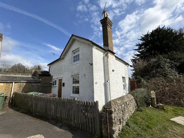 3 bedroom detached house to rent