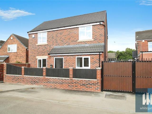 3 bedroom detached house to rent