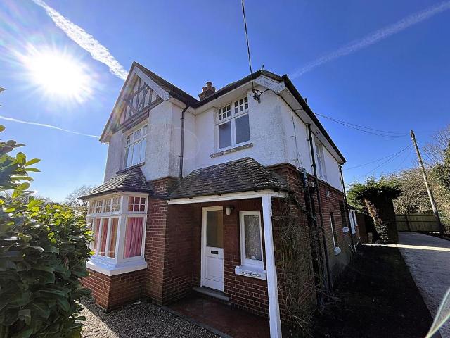 3 bedroom detached house to rent