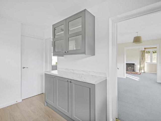 3 bedroom detached house to rent