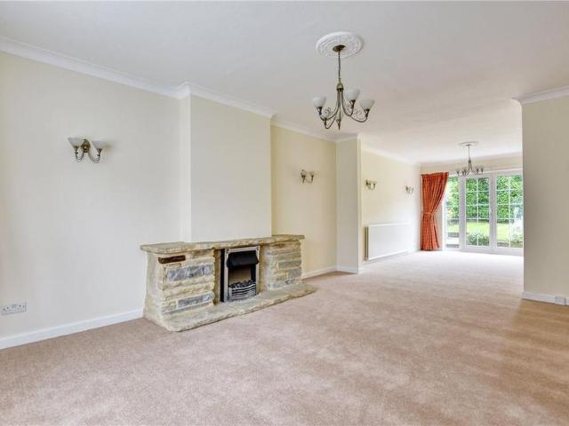 3 bedroom detached house to rent