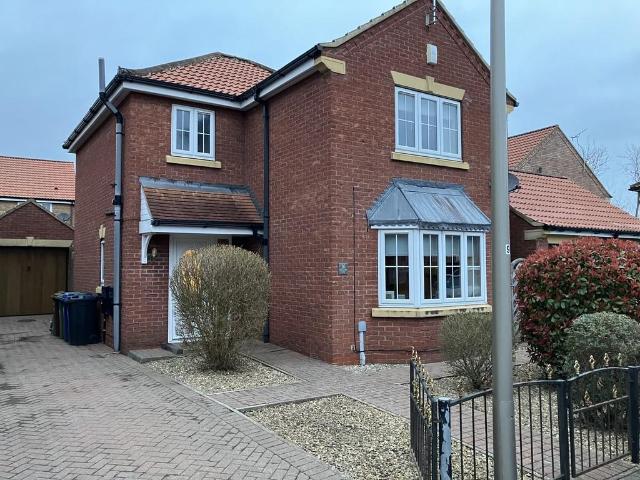 3 bedroom detached house to rent