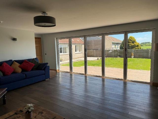 3 bedroom detached house to rent