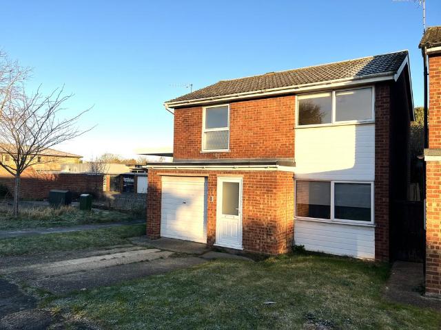 3 bedroom detached house to rent