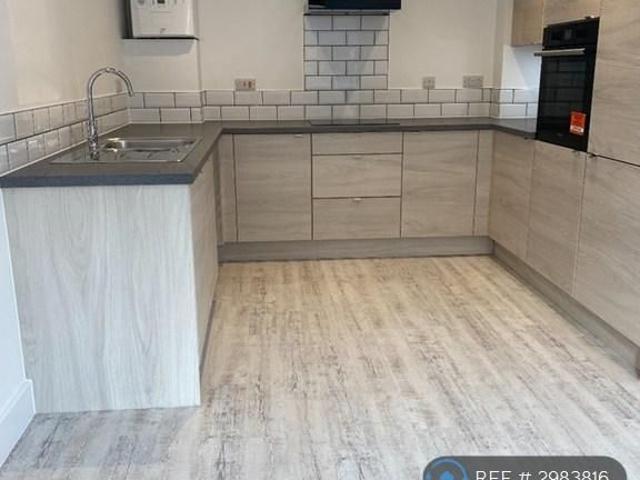 3 bedroom detached house to rent