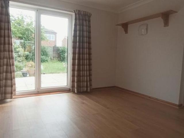 3 bedroom detached house to rent