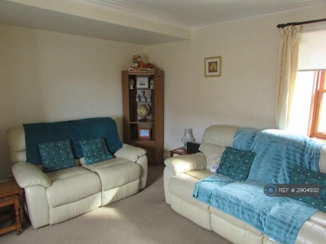 3 bedroom detached house to rent