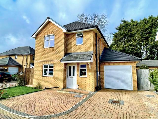 3 bedroom detached house to rent