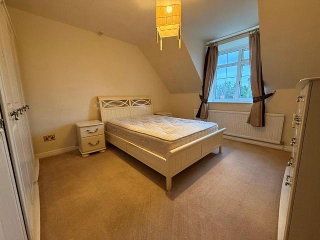 3 bedroom detached house to rent