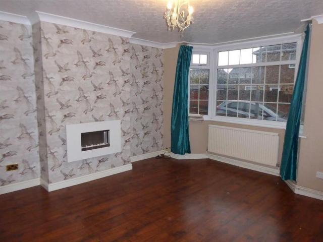 3 bedroom detached house to rent