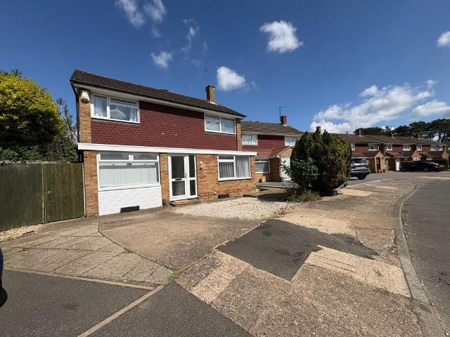 3 bedroom detached house to rent