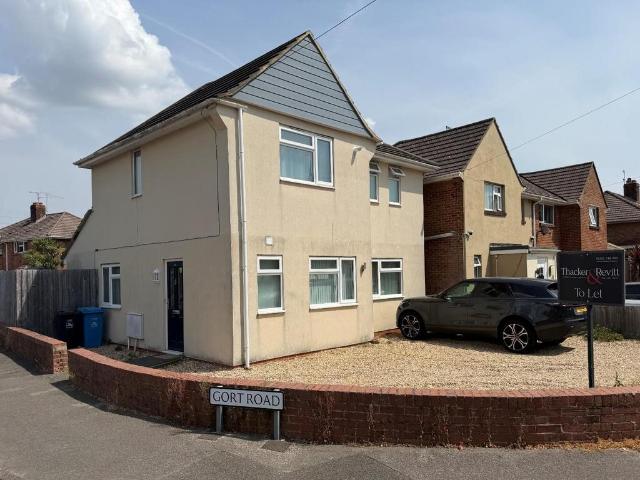 3 bedroom detached house to rent