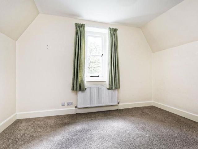 3 bedroom detached house to rent