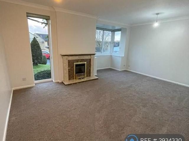3 bedroom detached house to rent