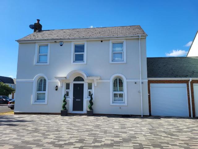 3 bedroom detached house to rent