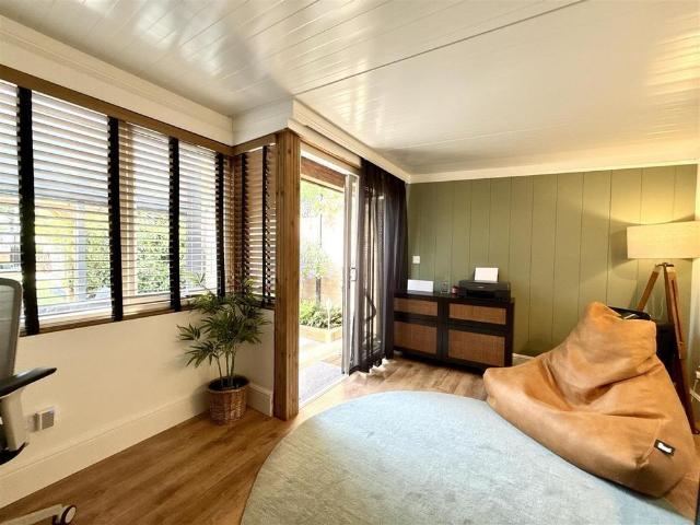 3 bedroom detached house to rent