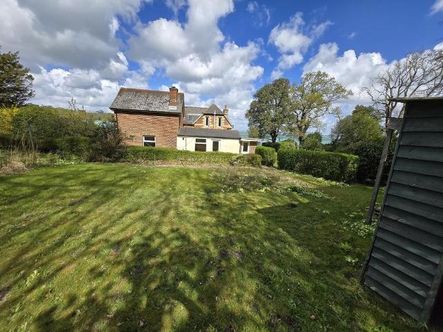 3 bedroom detached house to rent