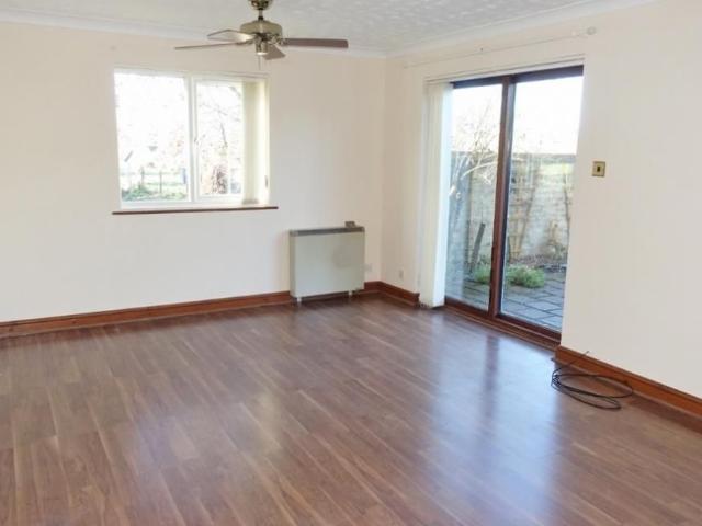 3 bedroom detached house to rent