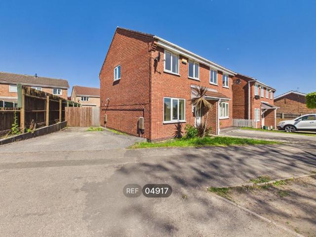 3 bedroom detached house to rent
