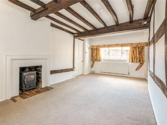 3 bedroom detached house to rent