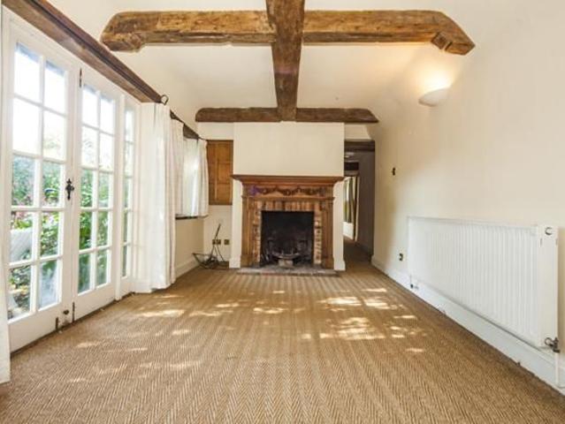 3 bedroom detached house to rent