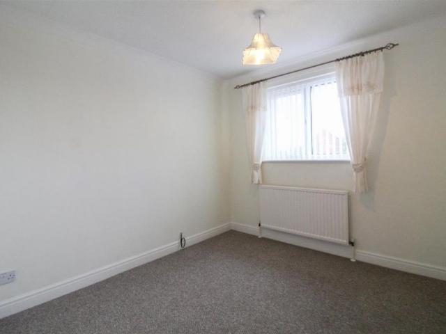 3 bedroom detached house to rent