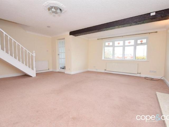 3 bedroom detached house to rent