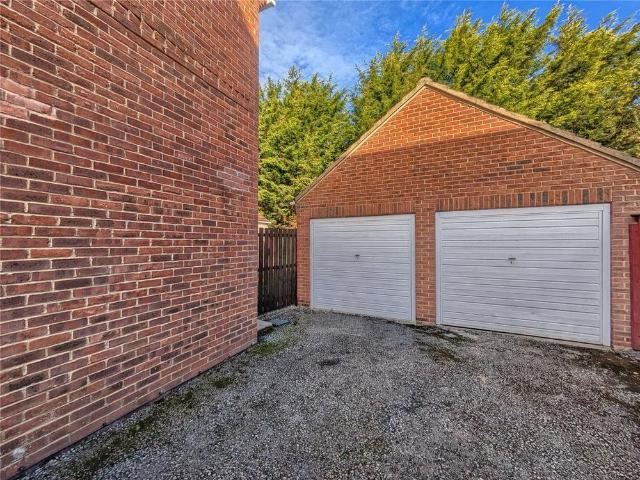 3 bedroom detached house to rent