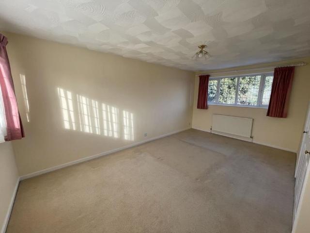3 bedroom detached house to rent